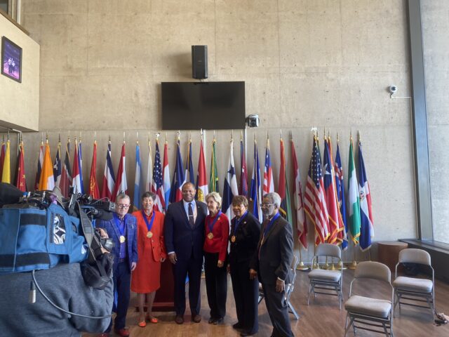 Dallas Mayor Eric Johnson Recognizes Legends - Texas Metro News