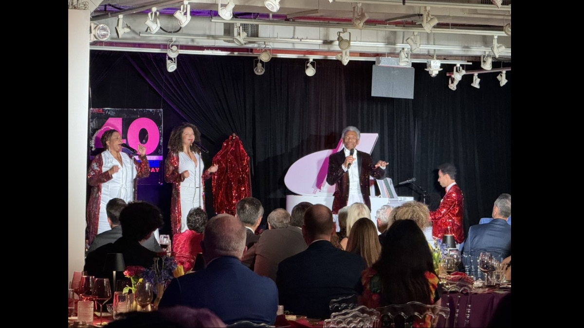 Dallas Theater Center Ignites Patrons of the Arts with Broadway ...