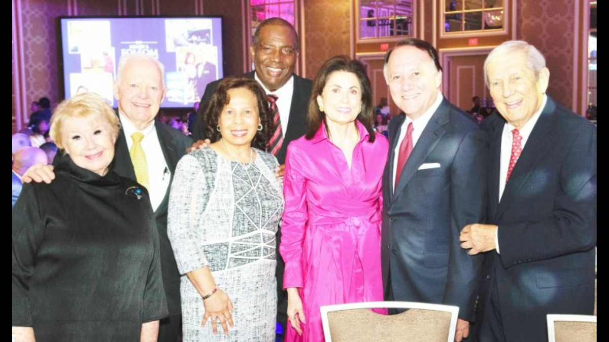 Modern-Day Renaissance Man, James W. Keyes, honored - Texas Metro News
