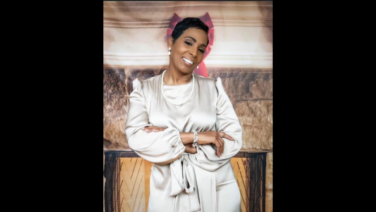 Superb Woman: RENETTA MURRAY - Texas Metro News
